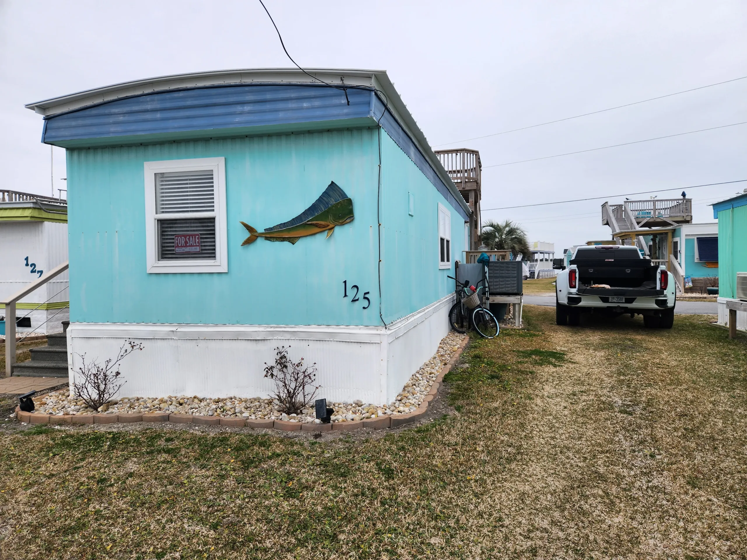 2 BR MOBILE HOME BEACH TRAILER IN ATLANTIC BEACH NC WITH ROOFTOP DECK ...