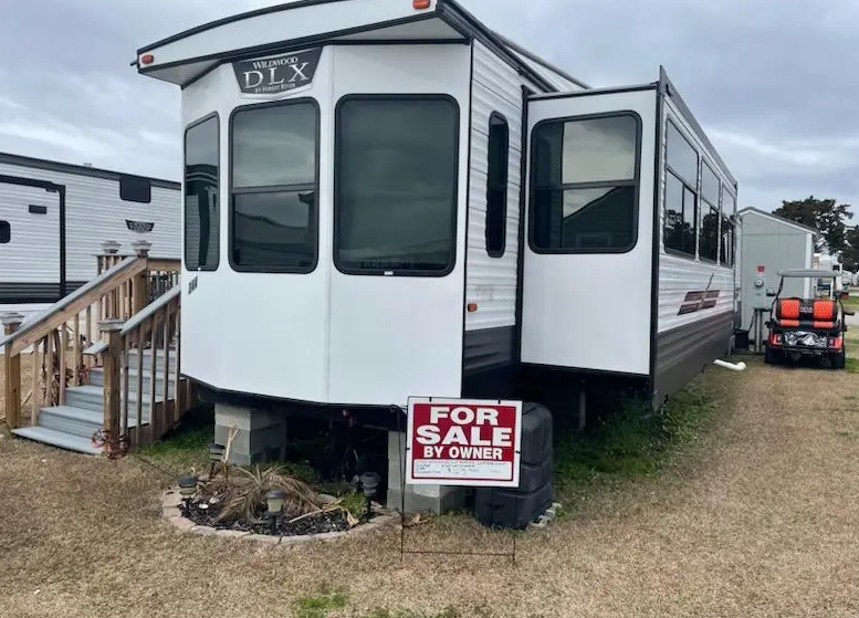 2020 beach trailer in Waterway RV in Cedar Point NC with golf car ...